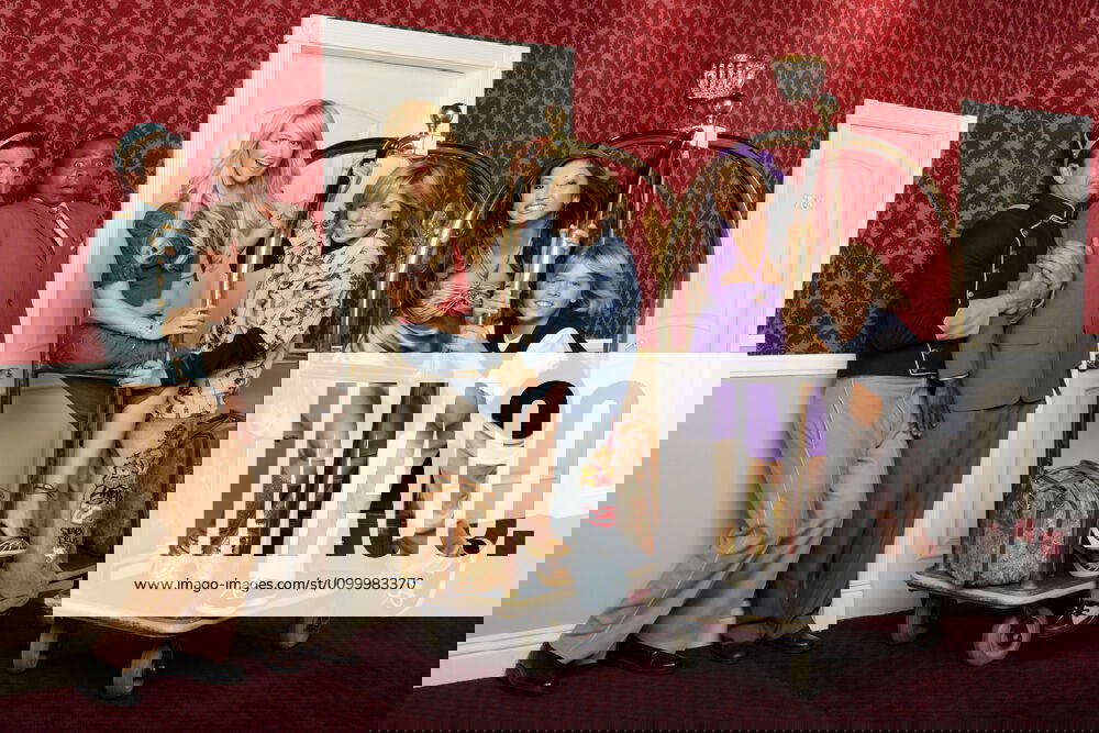 THE SUITE LIFE OF ZACK AND CODY, Adrian R Mante, Phill Lewis, Ashley ...