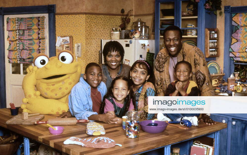 GULLAH GULLAH ISLAND, Binyah Binyah Polliwog (left), Natalie Daise ...