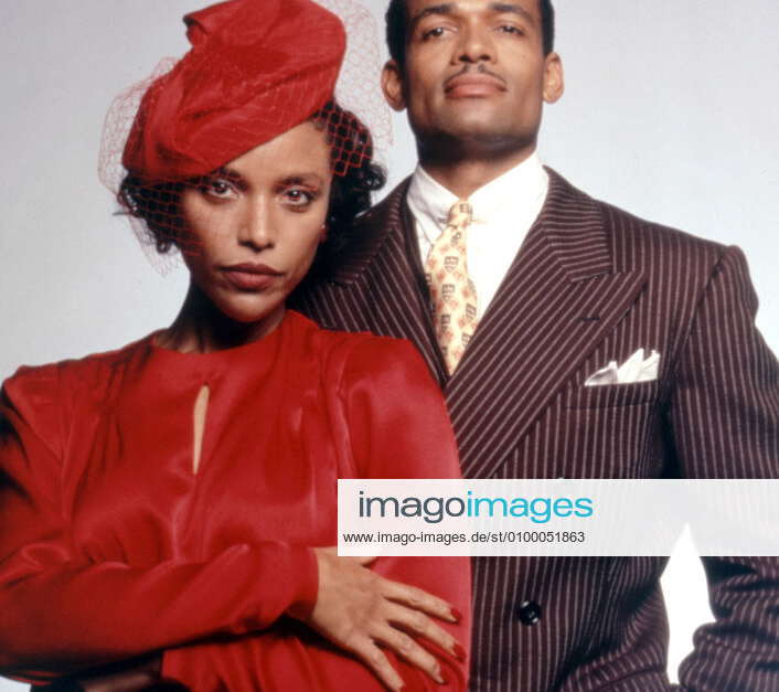 STOMPIN AT THE SAVOY, Lynn Whitfield, Mario Van Peebles, 1992. (c ...