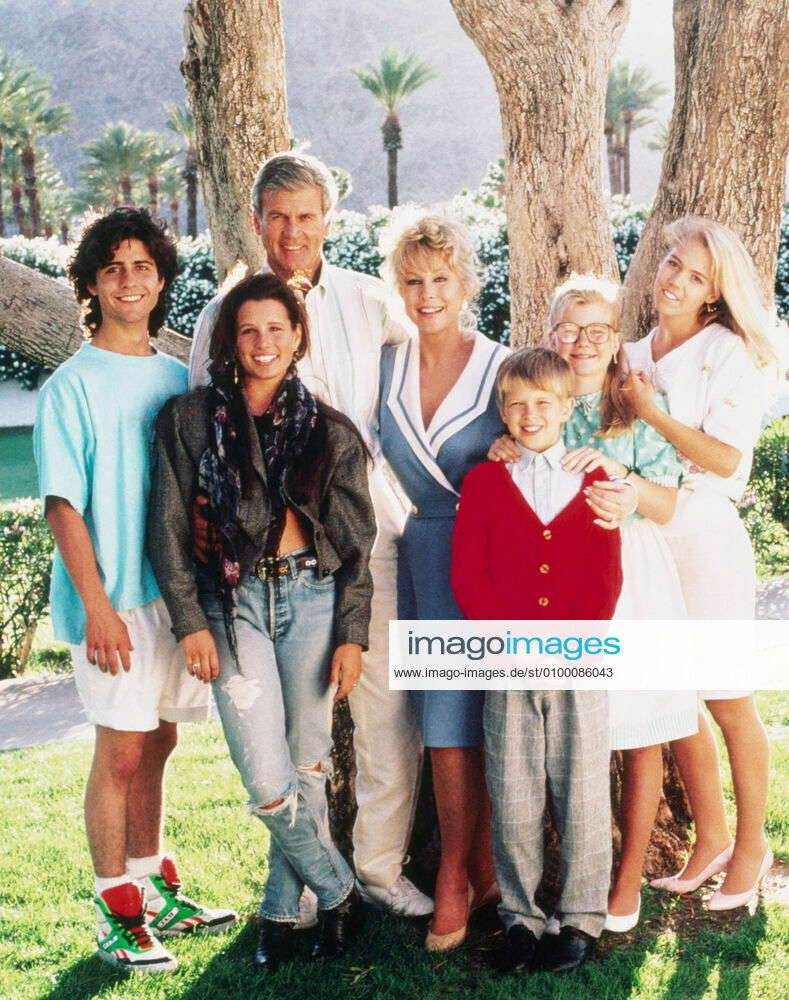 A BRAND NEW LIFE, from left: Byron Thames, Shawnee Smith, Don Murray ...