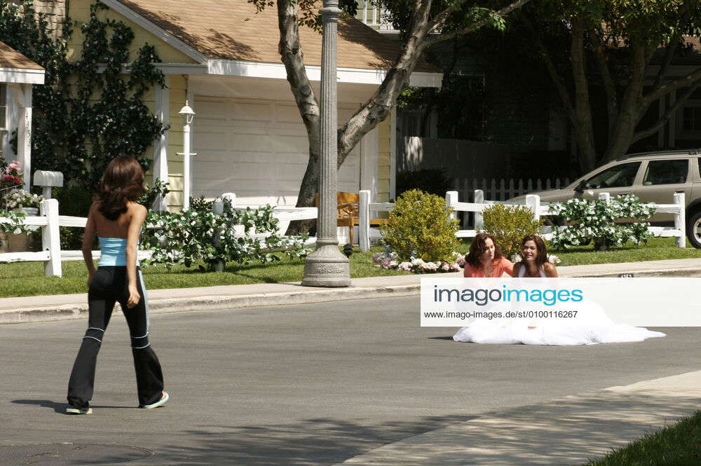 DESPERATE HOUSEWIVES, Eva Longoria, Lesley Ann Warren, Teri Hatcher, I ...