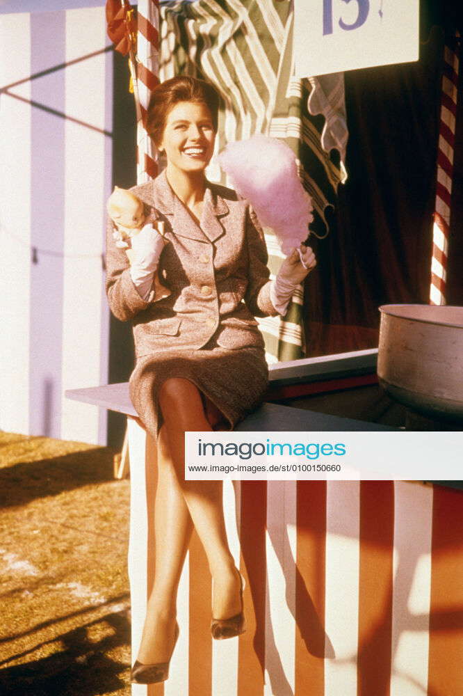 77 SUNSET STRIP, Jacqueline Beer, 1958-1964 Courtesy Everett Collection ...