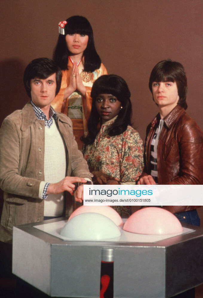 THE TOMORROW PEOPLE, (from left): Nicholas Young, Misako Koba ...