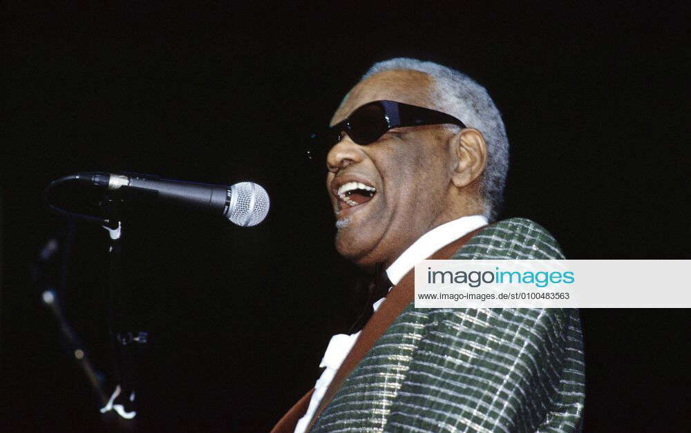 15 Concert Ray Charles, blind singer and pianist, R B, gospel ...