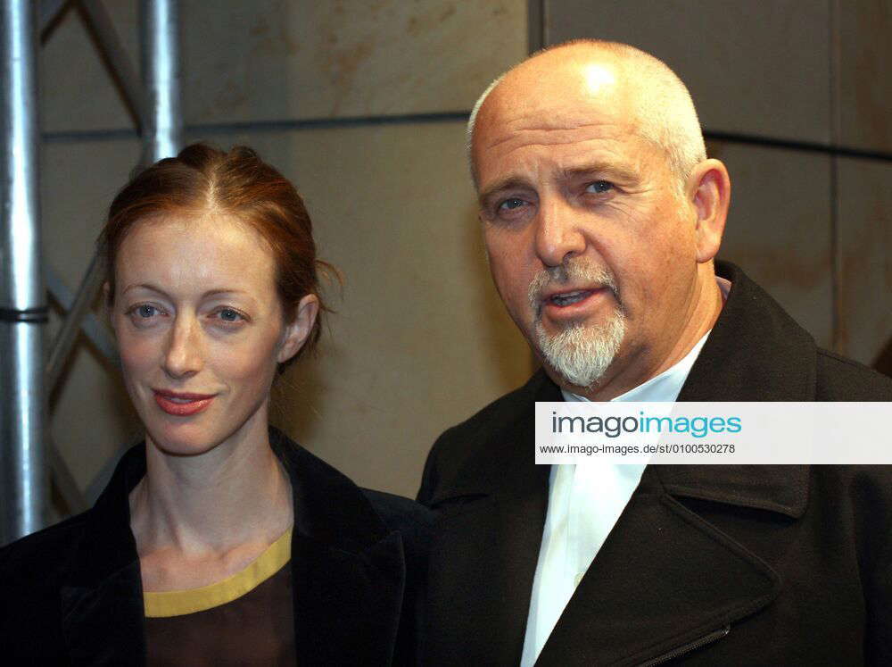Peter Gabriel Wife