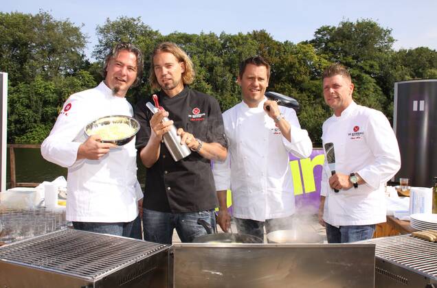 15 15 Cooks Frank Oehler, Andreas Schweiger, Mike Suesser and Oliver ...