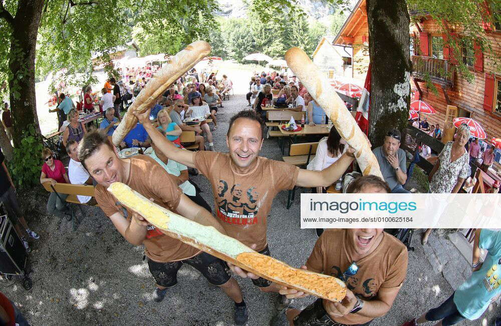 1108 The young Zillertalers Markus Unterladstaetter, Michael Ringler ...