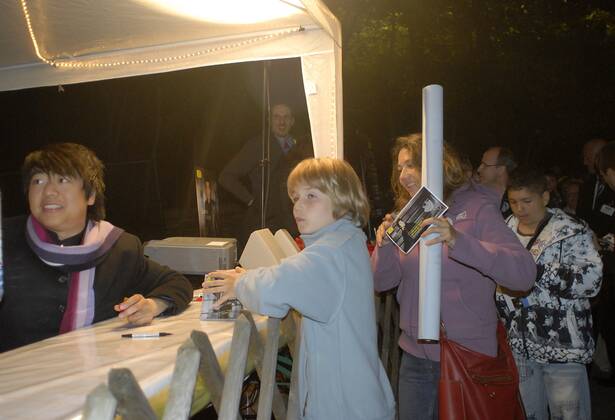 1 autograph session Lang Lang in the Berlin Waldbühne, classical music ...