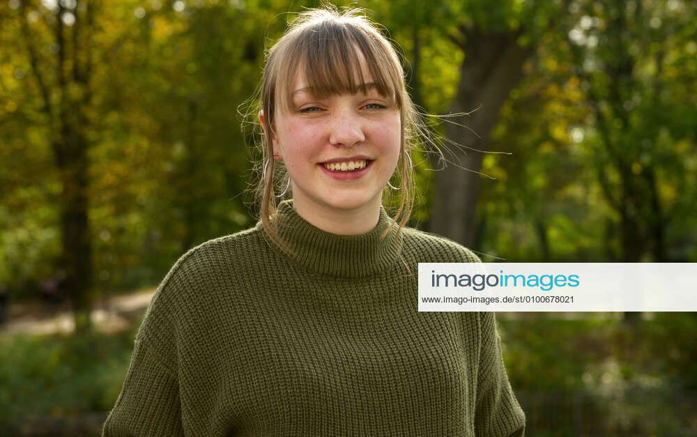 93 Ruby M Lichtenberg, INVISIBLE SUE , Berlin Pemiere, Filmtheater Am ...