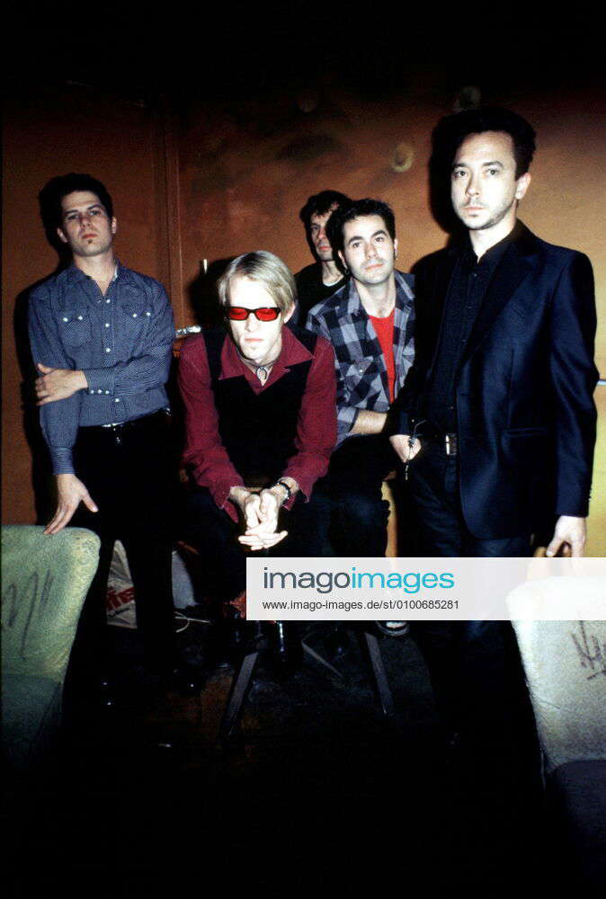 27 Portrait 97 16 Horsepower, David Eugene Edwards voc, g, Jean Ives ...