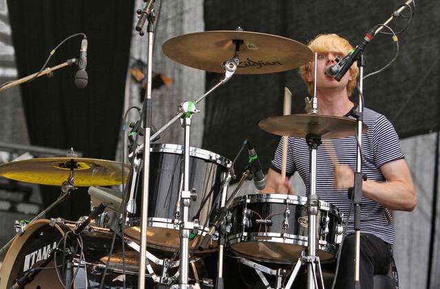 77 Concert Blood Red Shoes, drummer Steven Ansell, at Melt Festival ...