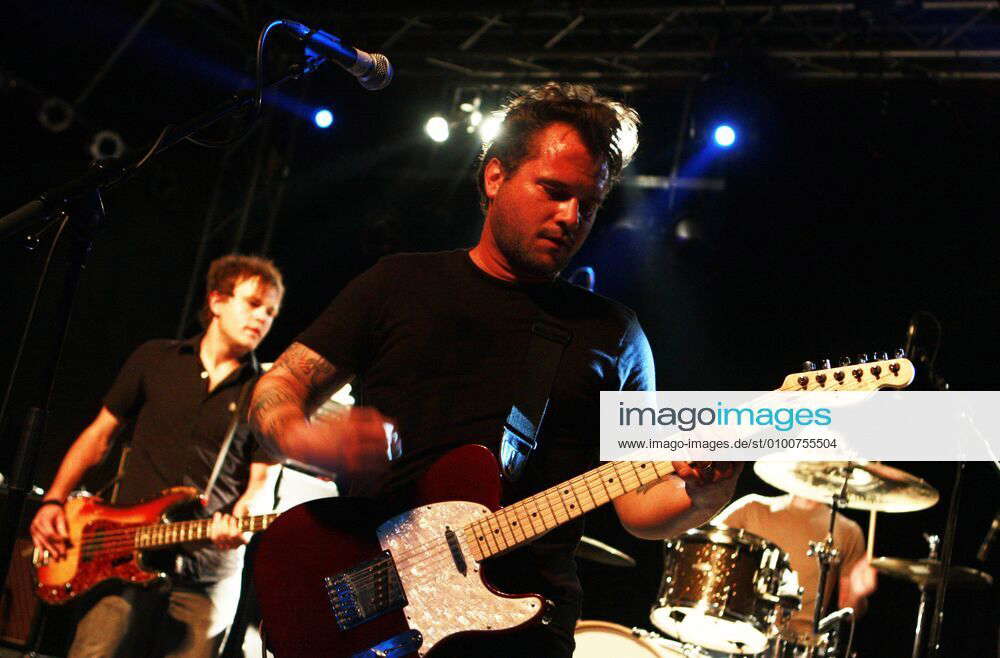 77 Concert The Get up Kids, Bassist Robert Pope, Drummer Ryan Pope ...
