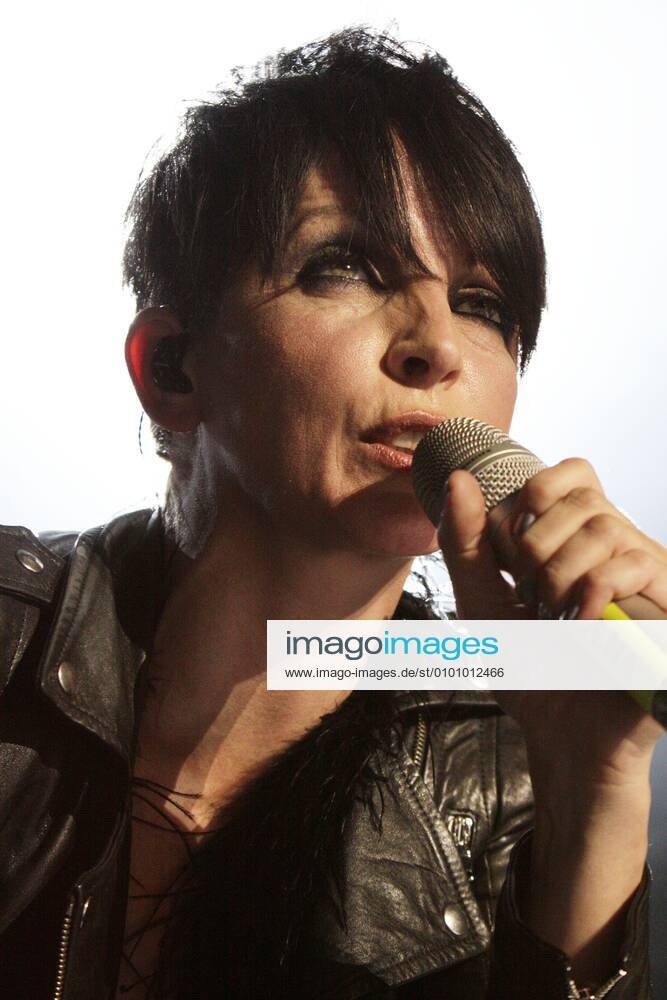 32 Konzert: Nena, Sängerin im Berliner Huxleys Neue Welt, Konzert von ...