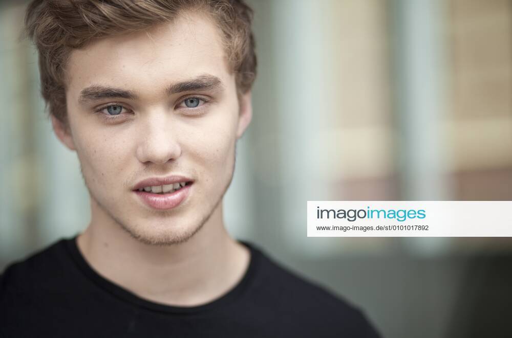 12 Photoshooting: Alex Gardner, schottischer Saenger aus Edinburgh ...