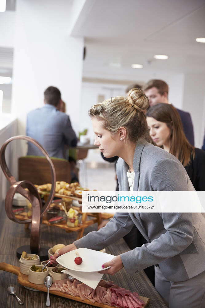 buffet,lunch break mmq-thu,model released