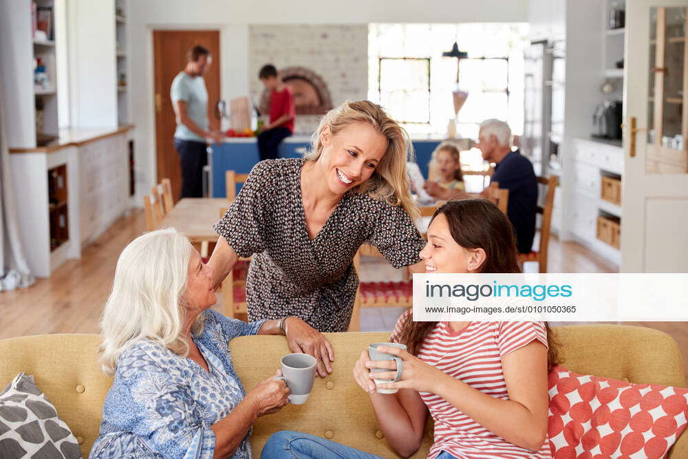 mother,daughter,generation mmq-xo0,model released