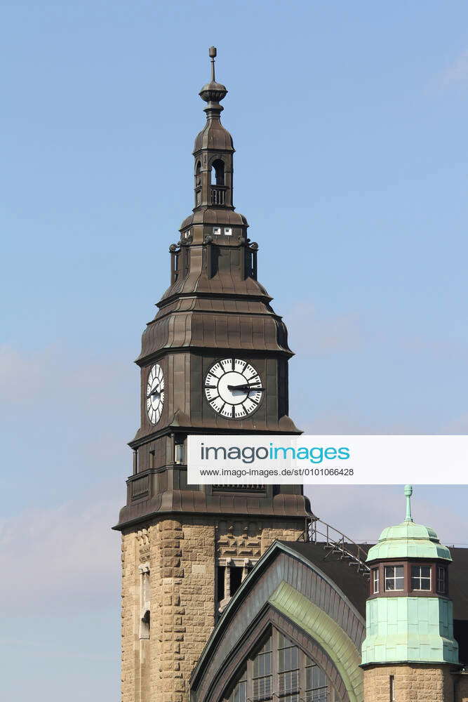 hamburg,clock tower,main station