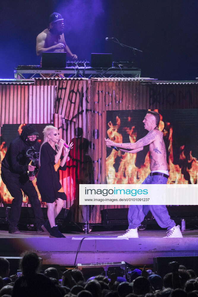 19 Die Antwoord, rapper Yolandi Visser Anri du Toit, rapper Ninja ...