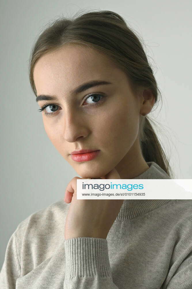 young woman,pensive pr8-kds,model released