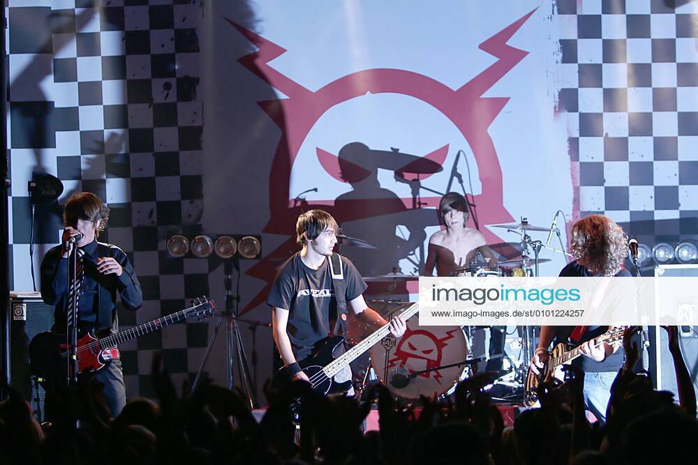 18 Concert Die Killerpilze with Johannes Jo Halbig, vocals, guitar ...