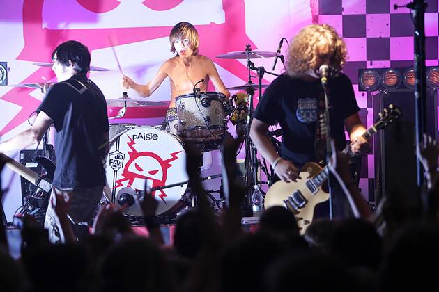 18 Concert Die Killerpilze with Johannes Jo Halbig, vocals, guitar ...