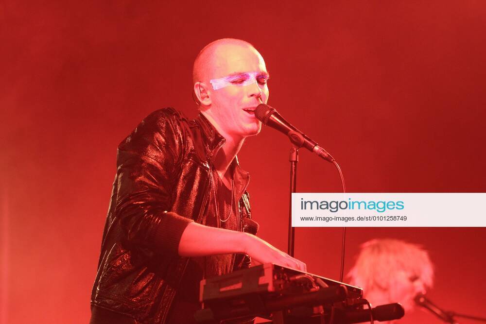 32 Concert Per Kristian Trollvik Singer Of TWENTY TWO 22 In The 32-concert-per-kristian-trollvik-singer-of-twenty-two-22-in-the