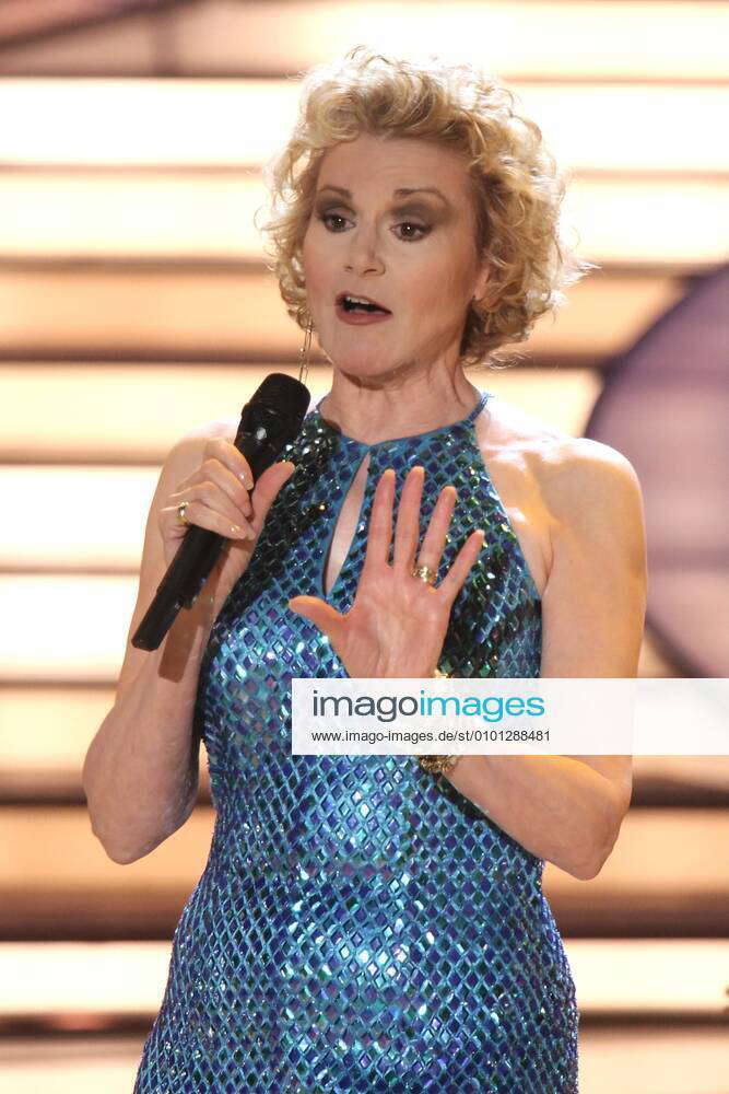 8 TV Peggy March singer, in Berlin Velodrom, ZDF, television, show, TV ...