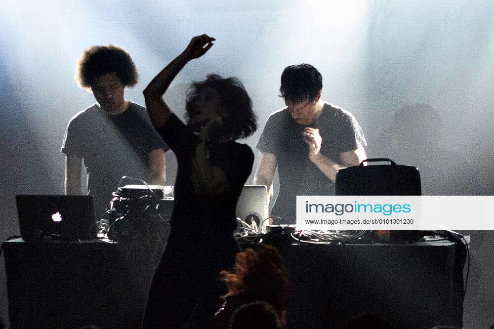 133 Atari Teenage Riot Zan Lyons Nic Endo Alec Empire V L N R Live At