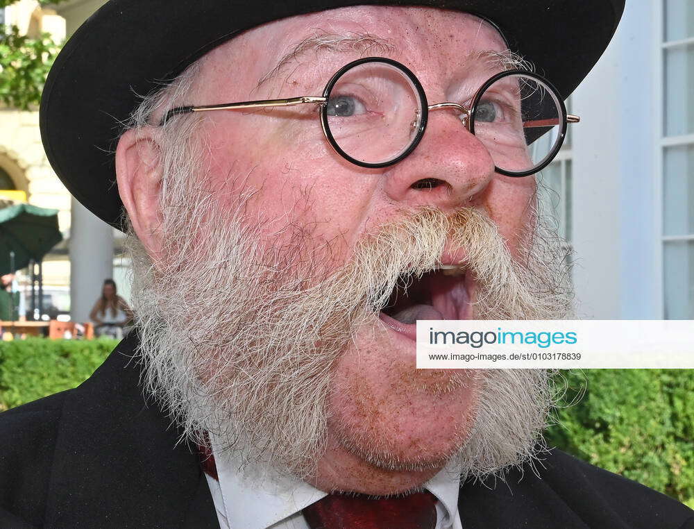 Kaiserwoche with performance of the imperial actor Gerard Nicolas Fritz ...