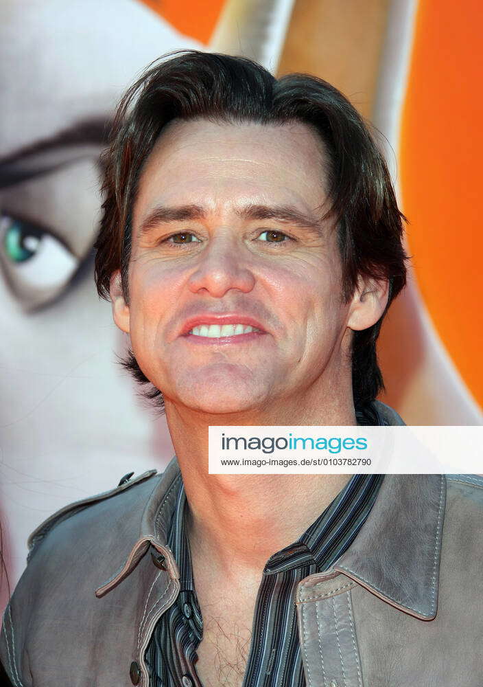 Jim Carrey Actor Dr. Seuss, Horton Hears A Who, World Premiere Westwood ...