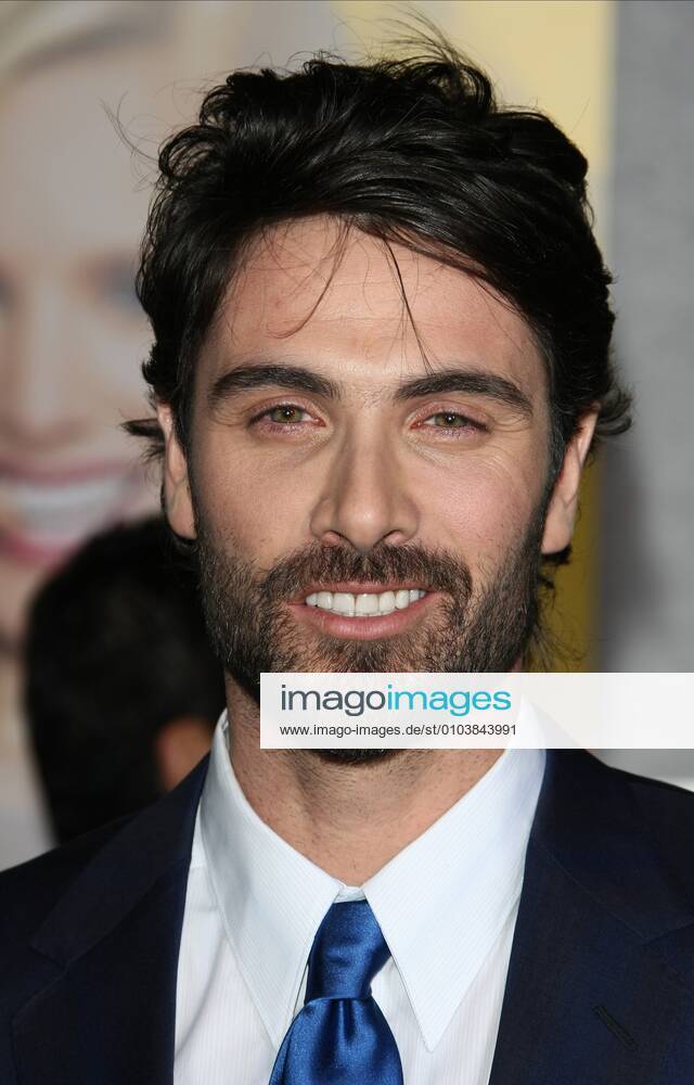 Luca Calvani Actor When In Rome, World Premiere Hollywood, Los Angeles ...