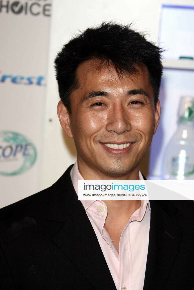 James Lee Actor 34th Peoples Choice Awards Nominations West Hollywood ...