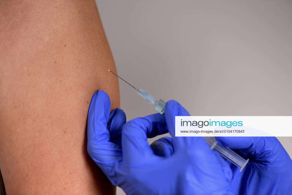 08 09 2020, inoculation, symbolic picture 08 09 2020, inoculation ...