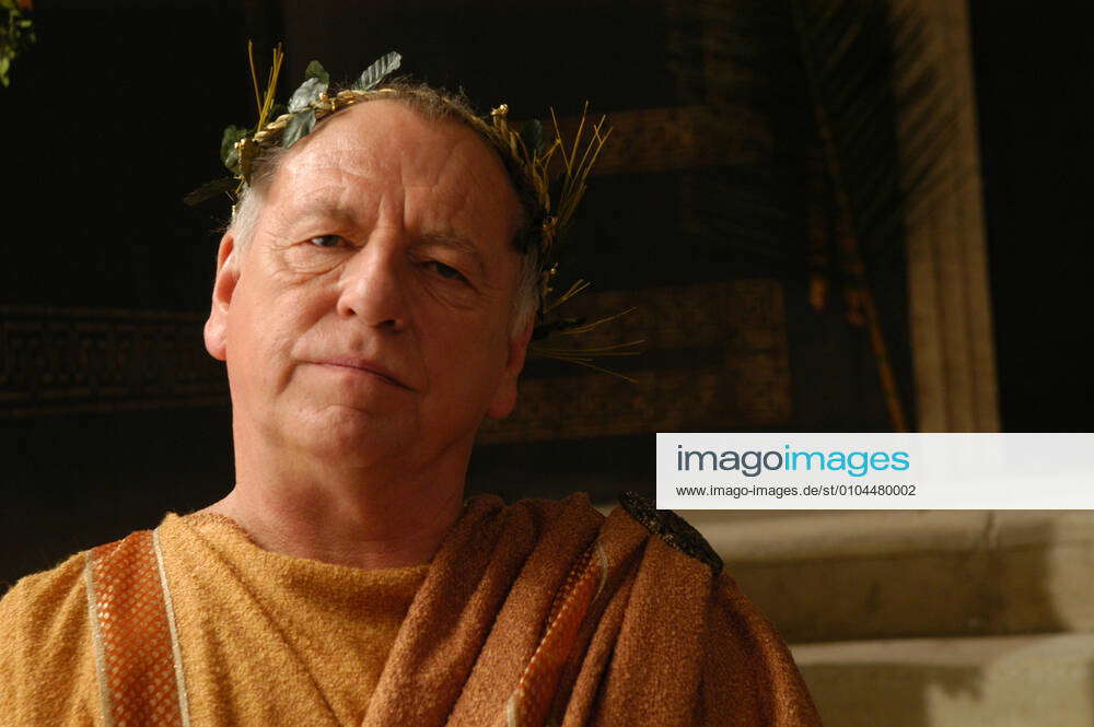 ROME KENNETH CRANHAM as Pompey Magnus Mandatory credit line: Image ...