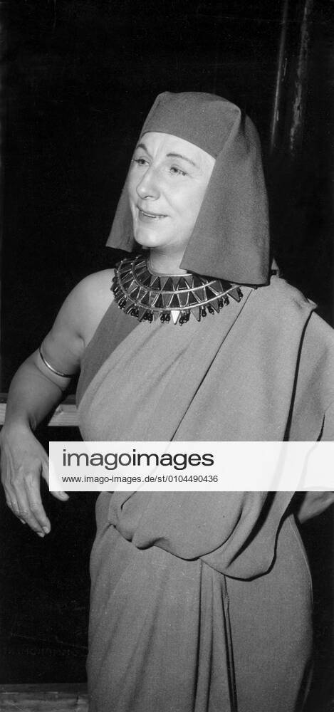 THE TEN COMMANDMENTS JUDITH ANDERSON Date: 1956 Y Mandatory credit line ...