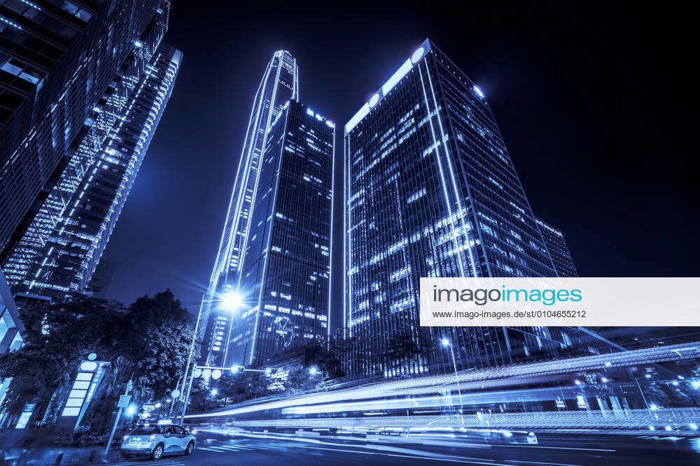 Light and shadow night view of urban traffic