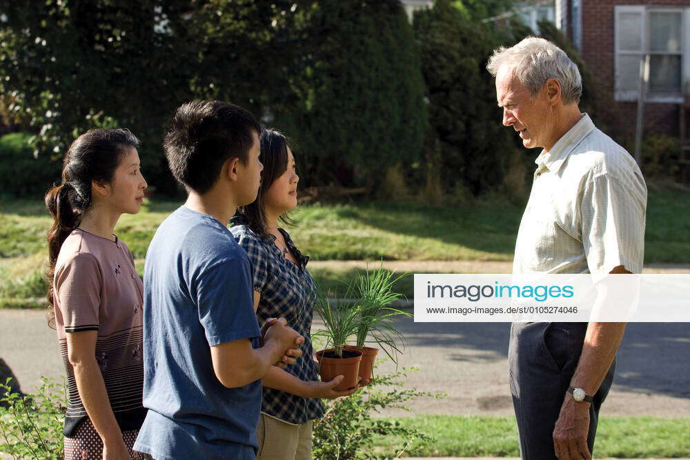 GRAN TORINO BROOKE CHIA THAO, BEE VANG, AHNEY HER, CLINT EASTWOOD Date ...