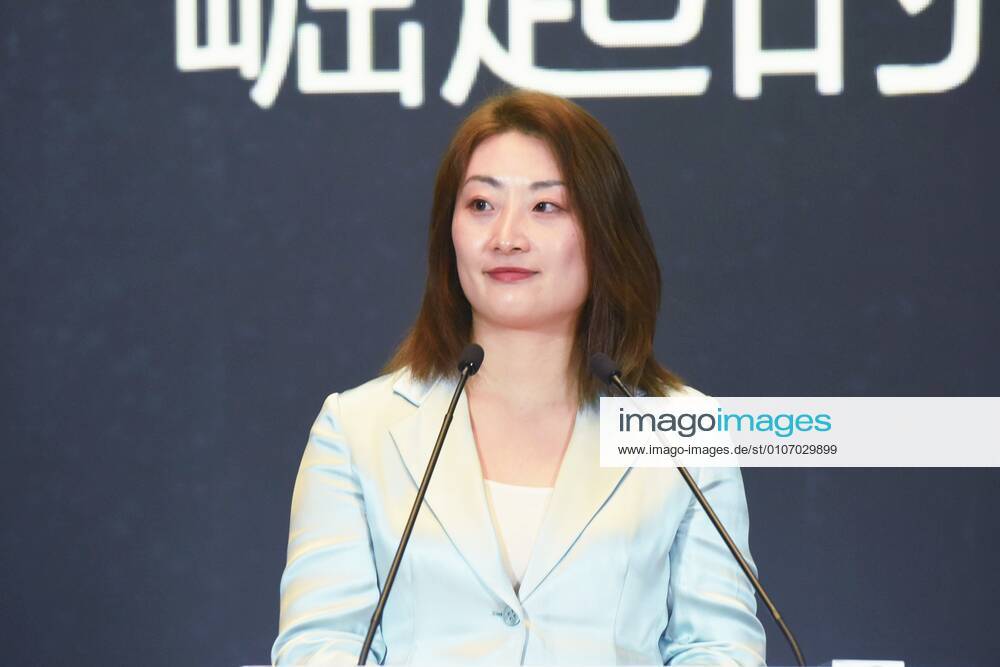 HANGZHOU, CHINA - NOVEMBER 24: Kelly Zong Fuli, President of Hangzhou ...