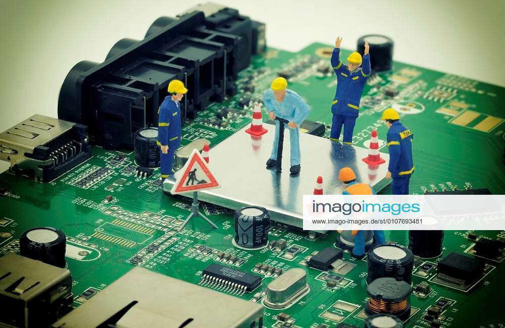 Mini worker try to maintain a cpu on mainboard - can use to display or ...