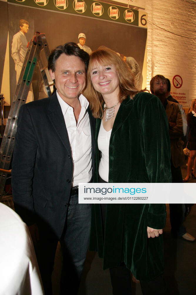 75 Jahre Opel-Hetzer in Berlin Wolfgang Bahrow mit Frau Barbara 75 ...