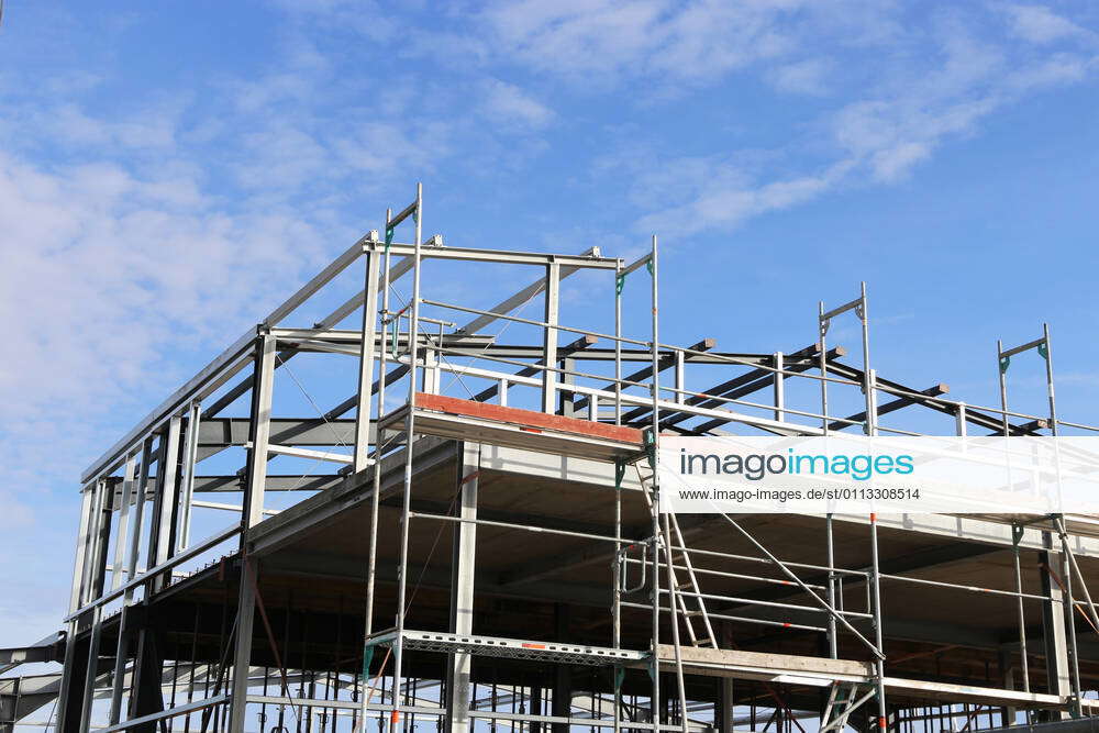 Commercial hall under construction Haßloch North industrial estate