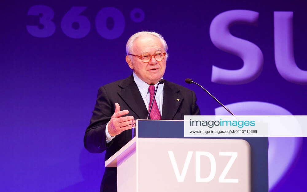 Prof Dr Hubert Burda, VDZ President at the magazine publishers congress ...