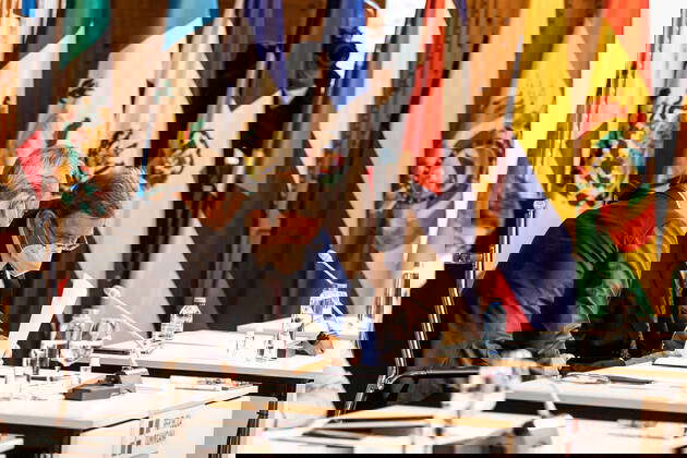 The President of the Dominican Republic, Luis Abinader (C), waves ...