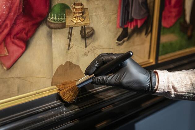 Amsterdam, HERMITAGE One of Hugo van der Goes masterpieces Triptych ...