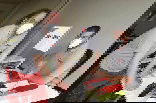 Actors Sascha Maaz and Franz Josef Strohmeier with ward manager Uli ...