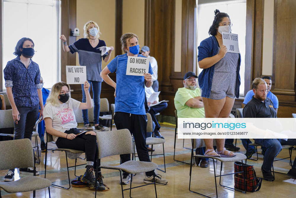 June 28 2021 Des Moines Iowa U S Des Moines City Residents Listen