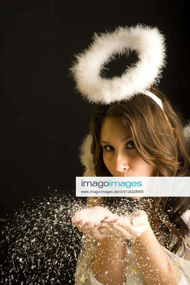 Angel model released, Symbolfoto