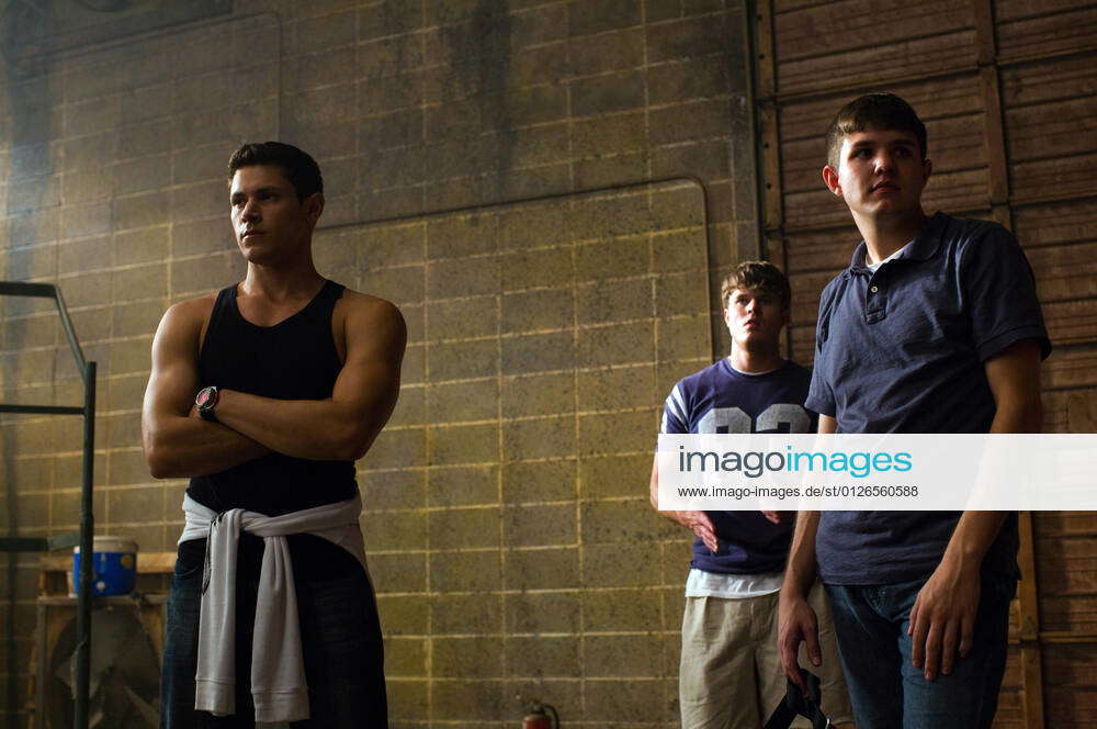 Never Back Down 2 Alex Meraz Never Back Down 2 Episode 1x01