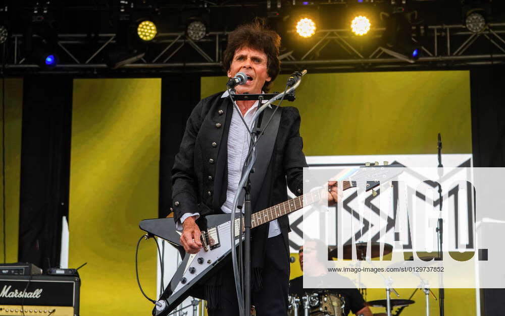 August 14, 2021, Edmonton, Alberta, Canada: Prism Lead Singer Al Harlow ...