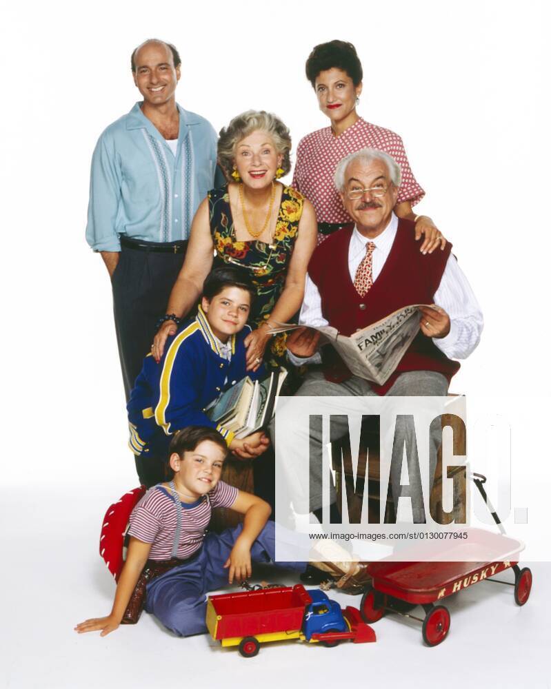 BROOKLYN BRIDGE, clockwise from top left: Peter Friedman, Marion Ross ...